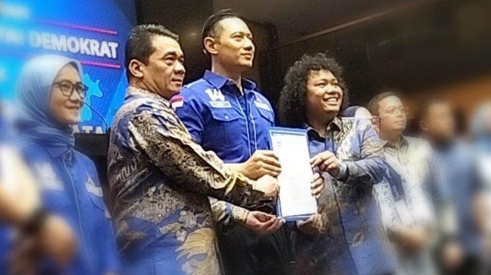 VIDEO Demokrat Resmi Dukung Riza Patria dan Marshel Widianto di ... VIDEO Demokrat Resmi Dukung Riza Patria dan Marshel Widianto di ...