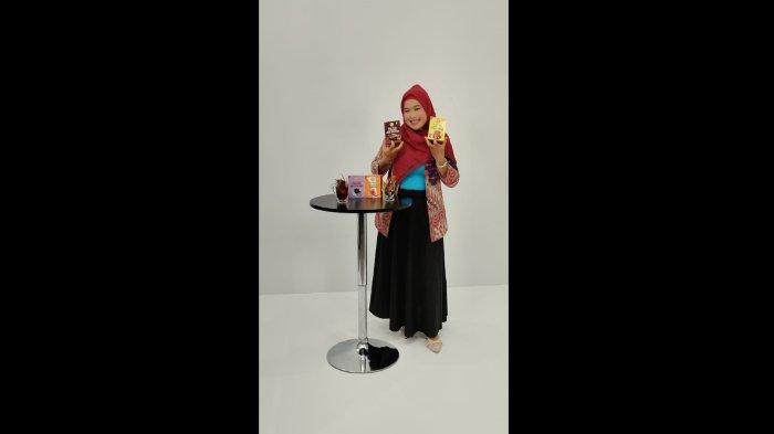 Modal Pinjam PNM Mekaar, Dewi Kembangkan Bisnis Minuman Kesehatan ...