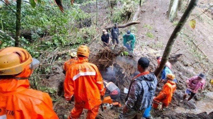Korban Tewas Tanah Longsor di Mojokerto Jatim Hendak Halalbihalal, Sempat Diwanti-wanti Kondisi ...