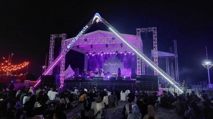 Guncang Pantai Festival Ancol, The Sigit dan The Rocket Rockens Puaskan ...