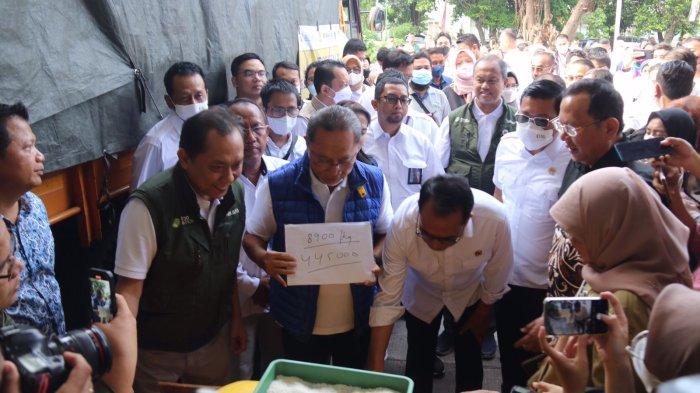 FS Ajak Pejabat Setingkat Menteri Tinjau Operasi Pasar Beras di Pasar Induk Cipinang ...