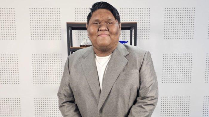 Giant Jay Ikut Syuting Film 'Mendadak Dangdut', Nervous Akting Bareng ...