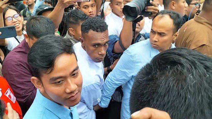 Hadiri Deklarasi Kampanye Pemilu Damai 2024, Gibran Tampil Beda Pakai ...