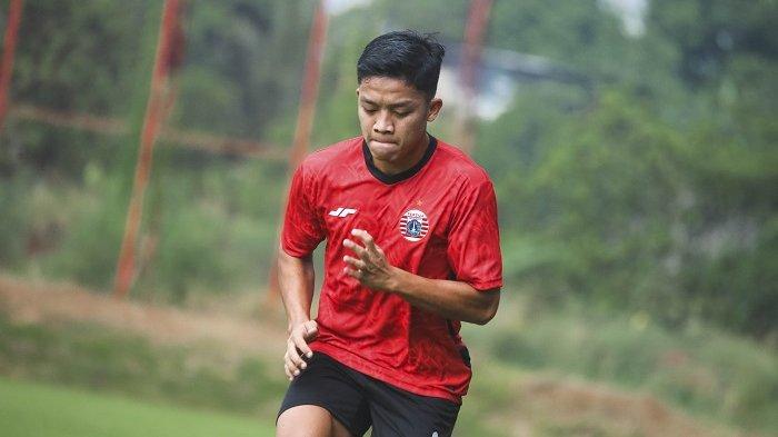 Setia Jadi Pemain Profesional, Bek Persija Rio Fahmi Tolak Jadi Polisi ...