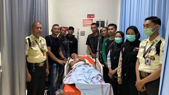 Wakil Wali Kota Bogor Jenal Mutaqin Jenguk Korban Tertimpa Pohon ...