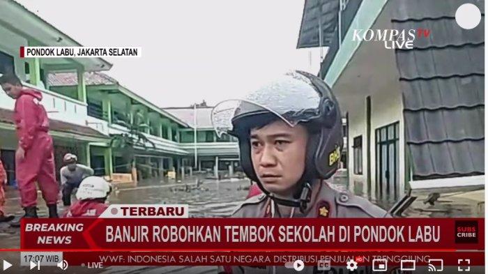 Pasang Police Line, Polisi Sebut Penyebab Tembok MTsN 19 Ambruk dan Tewaskan 3 Siswa Karena ...