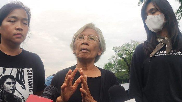 Ibu Korban Pelanggaran HAM 1998 Desak Jokowi Cabut Gelar Jenderal TNI ...