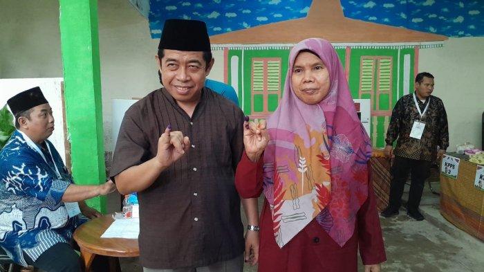 Ketua DRPD DKI dan Istri Coblos di TPS 49 Cilandak Barat, Klaim Pilkada ...