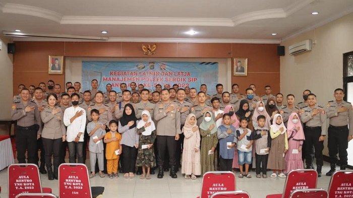 Lepas Siswa Latja dan Latnis SIP Angkatan 52 RAD, Begini Pesan Kombes ...