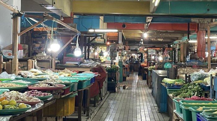 Jelang Akhir Tahun, Harga Tomat di Pasar Slipi Jakbar Melonjak Rp 20 ...