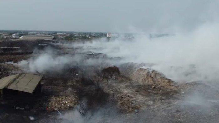 10 Hari Kebakaran TPA Rawa Kucing Tak Kunjung Padam, PMI Beri Trauma Healing ke Pengungsi ...