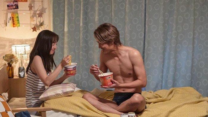 Rekomendasi 15 Film Jepang Romantis 2024 di Netflix, Cocok Ditonton Bersama Pasangan ...