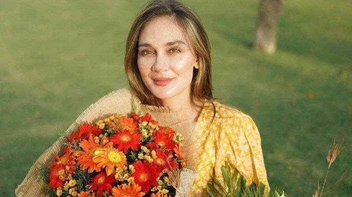 Akui Khawatir Jelang Syuting, Luna Maya Ajukan Syarat Sebelum Lakoni Adegan Intim di Serial Main ...