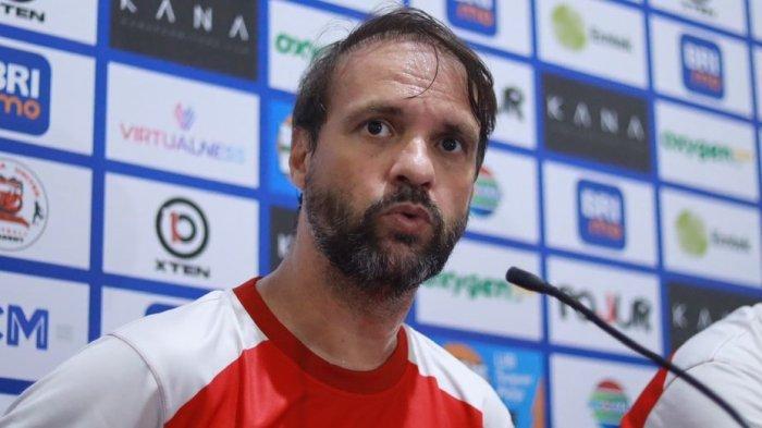 Kata Pelatih Persija Soal Duet Jordi Amat dan Rizky Ridho di Lini ...