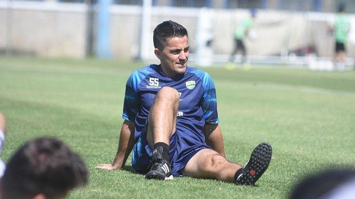 Miro Petric Yakin Pemain Persib Bisa Jaga Kebugaran Saat Jeda Kompetisi ...