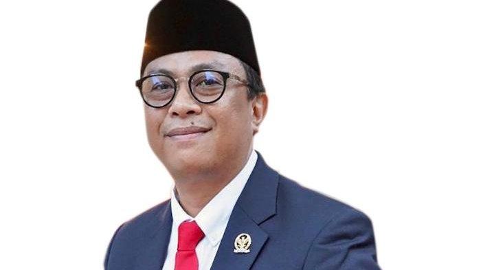 Jokowi Akan Kenalkan Menteri Barunya, Apakah Termasuk Rapsel Ali ...