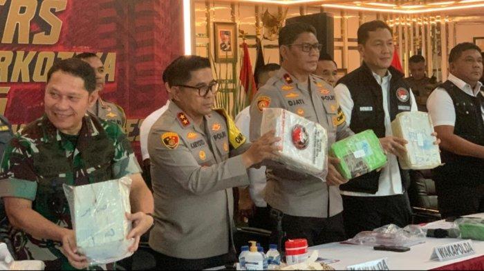 Kronologi Dibekuknya 2 Pengedar Narkoba Jenis Sabu Jaringan Afganistan ...