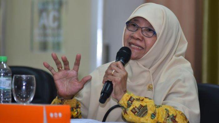 Ke Jawa Timur, Nur Azizah Tamhid Ingatkan Jemaah Haji Lansia Jaga ...