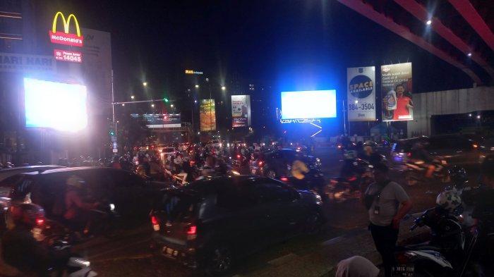 Pemudik yang Melintas di Kalimalang Kota Bekasi Didominasi Pemotor ...