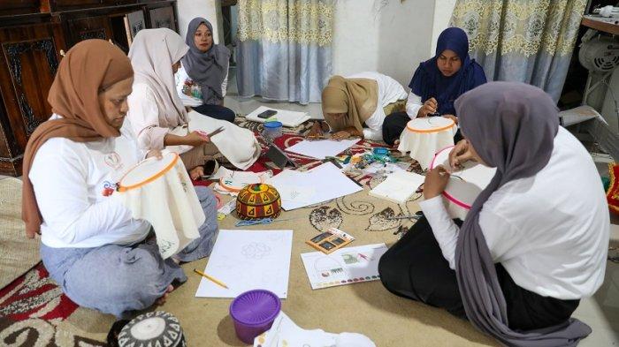 Pemudi Indrajaya Pidie Dilatih Kerajinan Tangan Demi Mendorong Inovasi ...