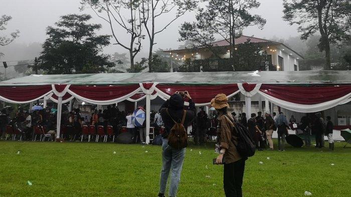 Suasana TPS 33 Bojong Koneng Lokasi Prabowo Subianto Nyoblos Pagi Ini ...