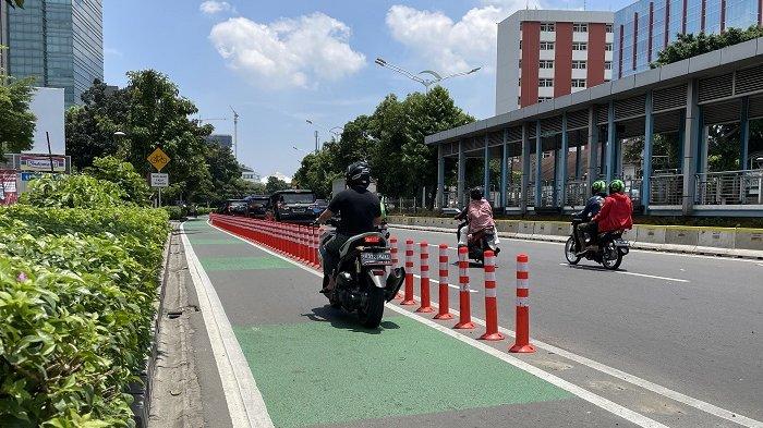 Proteksi Pesepeda, Tiang Pembatas Sepanjang 40 kilometer akan Dibangun ...
