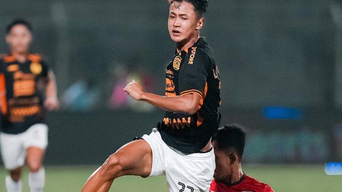 Kalah 0-1 vs Madura United, Persija Tampil dengan 10 Pemain Usai ...