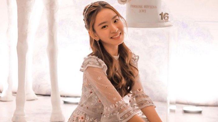 Phoebe Nyanyikan Single Terakhir Sebelum Pindah AS, Lagu 'My Promise ...