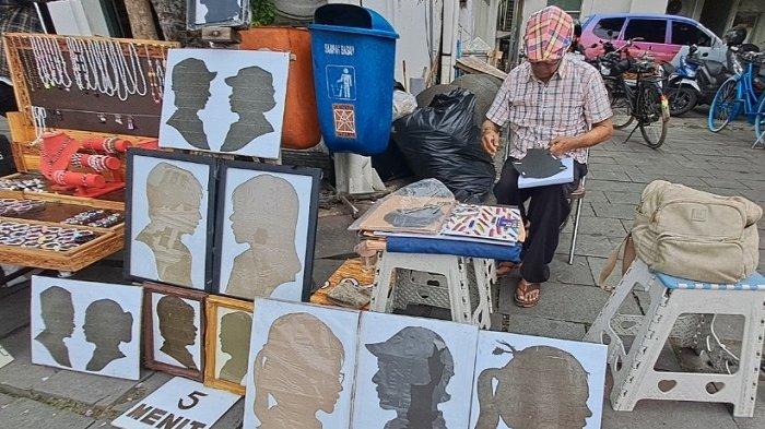 Menengok Karya Basuki Sucipto, Seniman Siluet Wajah di Kota Tua yang ...