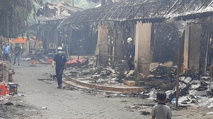 Polisi Ungkap Asal Api Kebakaran Pasar Taman Puring: Diduga dari Kios Pakaian - Tribuntangerang.com