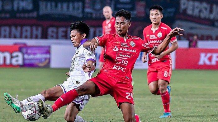 VIDEO : Pemain Persija Jakarta Guyur Resky Fandi di Hari Ulang Tahun ...