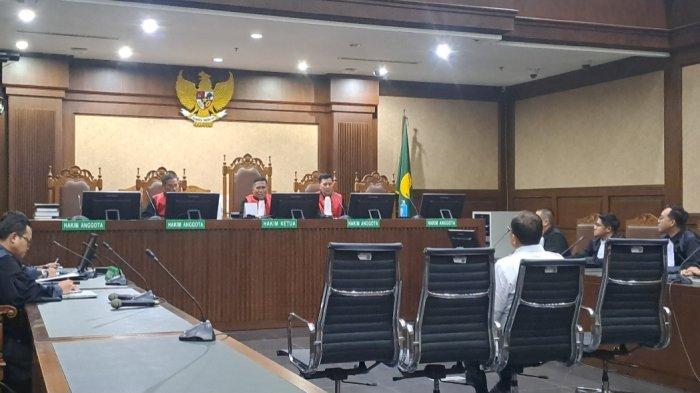 Hakim Kesulitan Pelajari Berkas JPU dan Kuasa Hukum, Vonis Rafael Alun Ditunda hingga 8 Januari ...