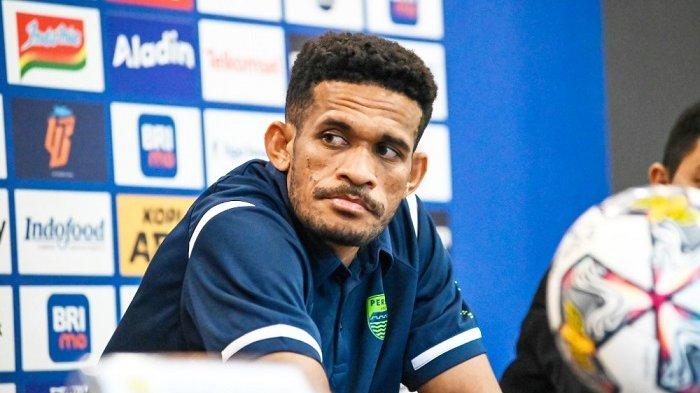Unjuk Gigi dengan Umpan Trivela, Ricky Kambuaya Kembali Bermain Saat ...
