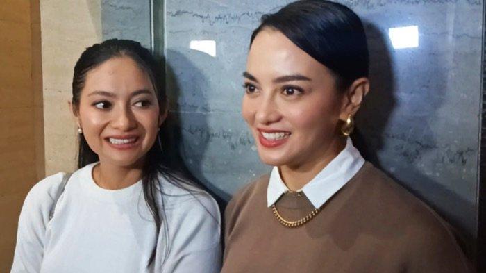 Siapkan Masakan Istimewa, Ririn Ekawati dan Rini Yulianti Kompak ...