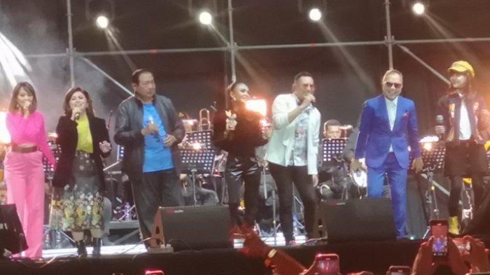 Tampil Menghibur di Pestapora 2024, SBY Nyanyi Bareng 7 Penyanyi dari ...