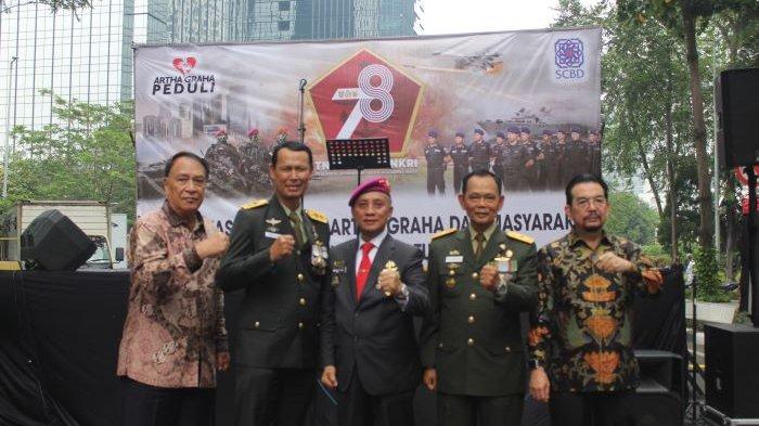 Meriahkan HUT ke-78 TNI, Tim Security Group Artha Rayakan Jual Sembako ...