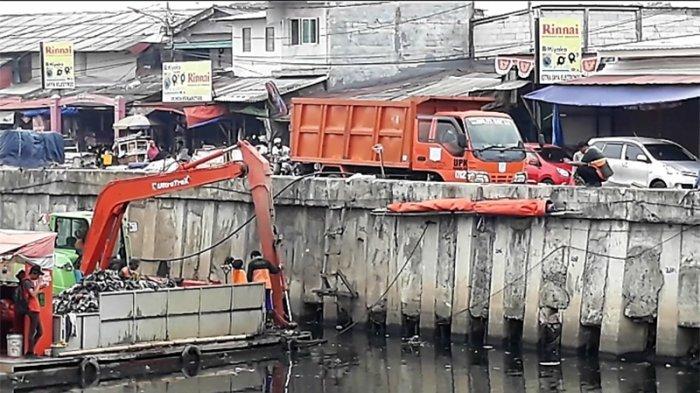 Sejarah Jakarta: Pesing dari Mulai Kencing Kuda Hingga Pembantaian ...