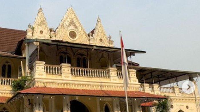 Sejarah Jakarta: Rumah Sakit Cikini Berbentuk Bak Kastil Megah ...