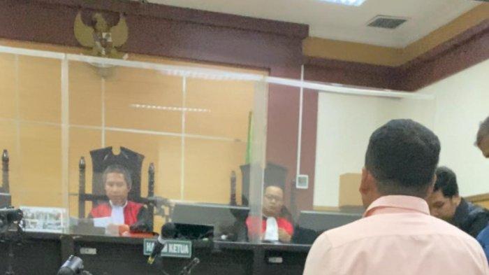 Sidang Pembacaan Putusan Pendiri Animal Hope Shelter Ditunda, Roger ...