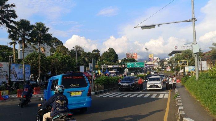 Arus Balik Ramai Lancar, One Way di Jalur Puncak Hanya 4 Jam ...