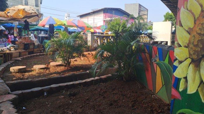 Ulah PKL hingga Jukir Liar Sebabkan Taman Praja Wibawa di Pasar Asemka ...