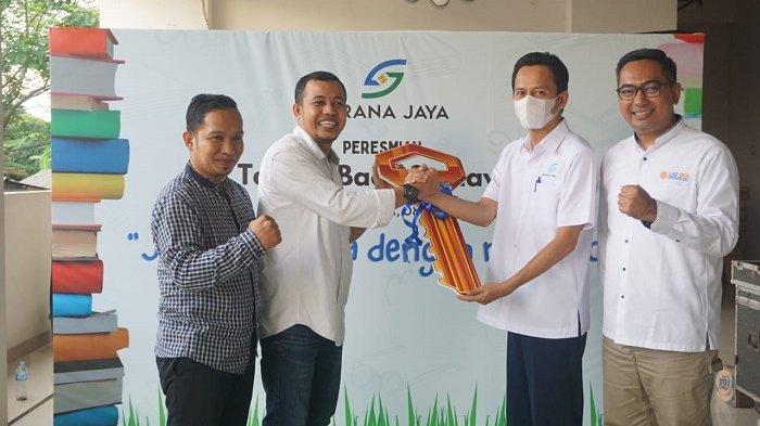 Sarana Jaya Resmikan Taman Baca Samawa di Apartemen Menara Samawa ...