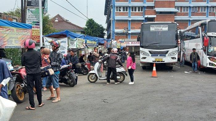 Arus Balik Lebaran 2023 Gelombang Kedua, Kepala Terminal Induk Bekasi: Puncaknya Hari Ini Ya ...