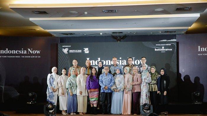7 Brand Fashion Indonesia Bersama Bamed Tampil di New York Fashion Week ...