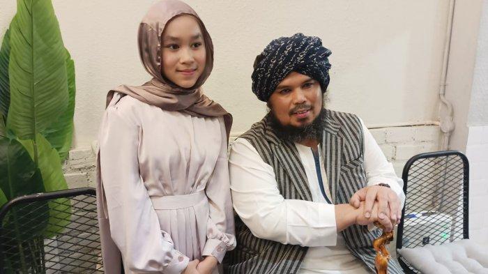 Keluarkan Single Adam Hawa, Ustaz Derry Gandeng Penyanyi Cilik Asal Jawa Timur - Wartakotalive.com