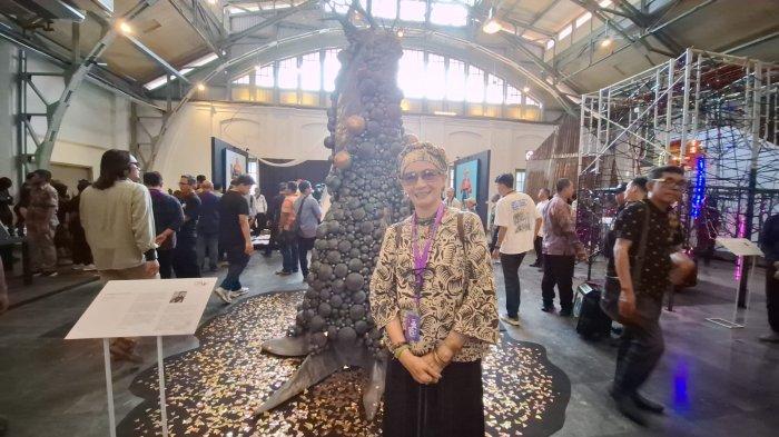 Pameran Seni di Kantor Pos Indonesia, Kritik Anak Muda yang Suka Makan di Restoran Siap Saji ...