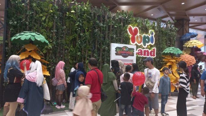 Ada Yupi Rainforest di REVO Mall Bekasi, Lahirkan Pengalaman dan Petualangan Baru Bagi Anak-anak ...