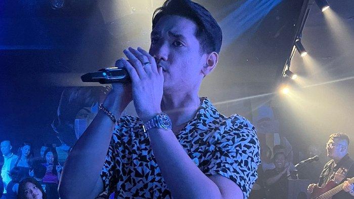 Afgan Ajak Nostalgia Nyanyikan Terima Kasih Cinta Saat Tampil Memukau ...