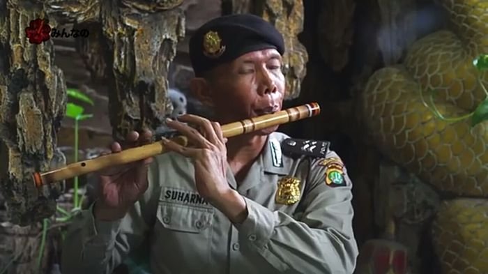 Aiptu Suharna, Polisi Yang Jago Main Seruling - Wartakotalive.com