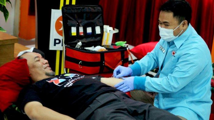 PKS Bekasi Gelar Baksos Jelang Ramadan - Wartakotalive.com